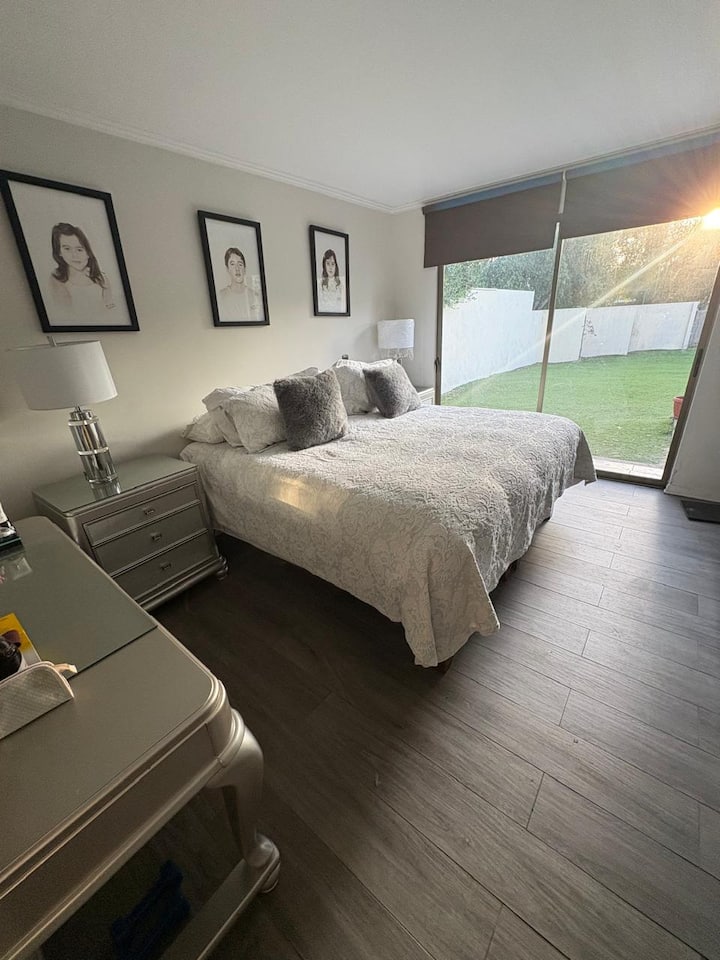 Cómoda Habitación, Cama King - Colina