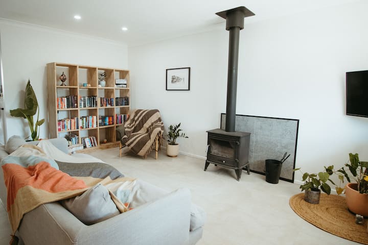Pinkdoor 2br:dog & Pet Friendly, Caravan Parking - Coogee