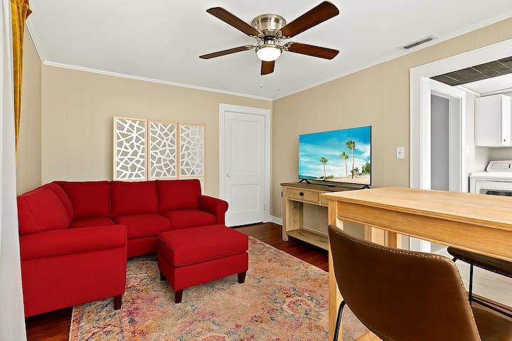 Vintage View Loft 2b&1b+office - St. Petersburg, FL