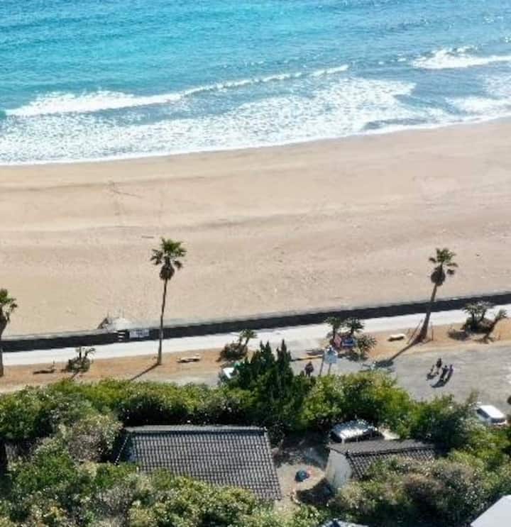 Maison Japonaise En Bord De Mer Avec Sol En Terre - 日南市