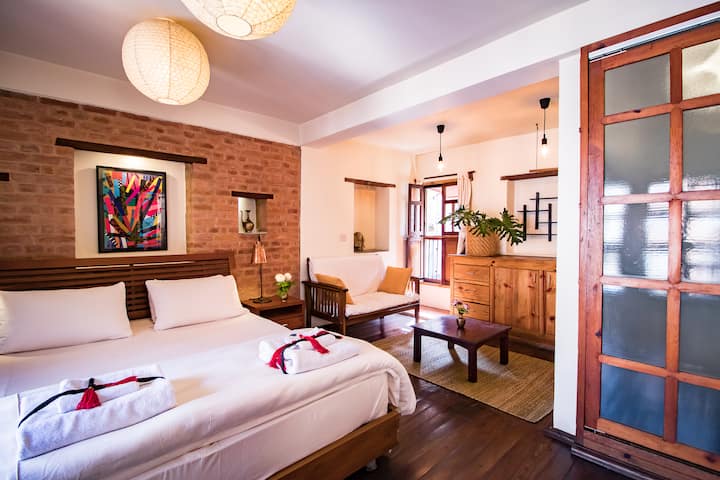 Independant Bedroom in beautiful Newari House - Houses for Rent in ...