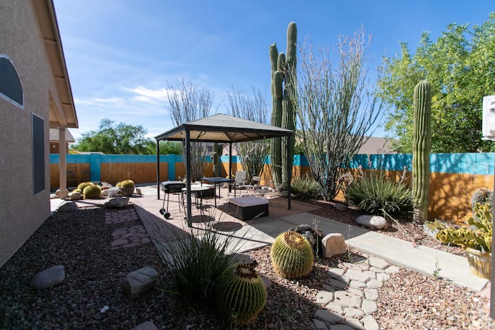 Home 2 - Tucson, AZ