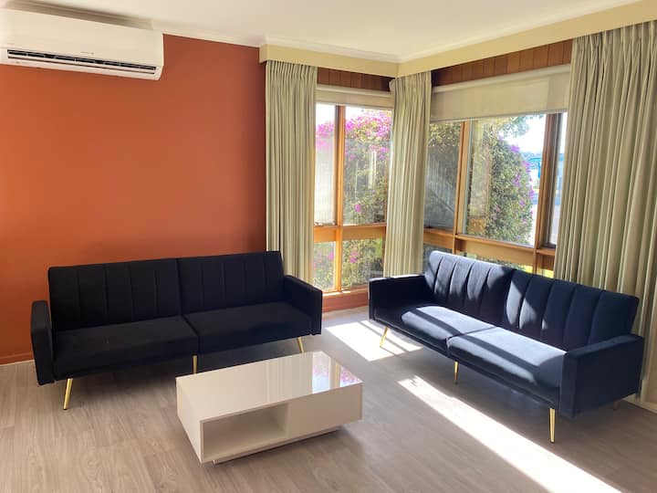 Lakeside 2-bedroom Villa - Lakes Entrance