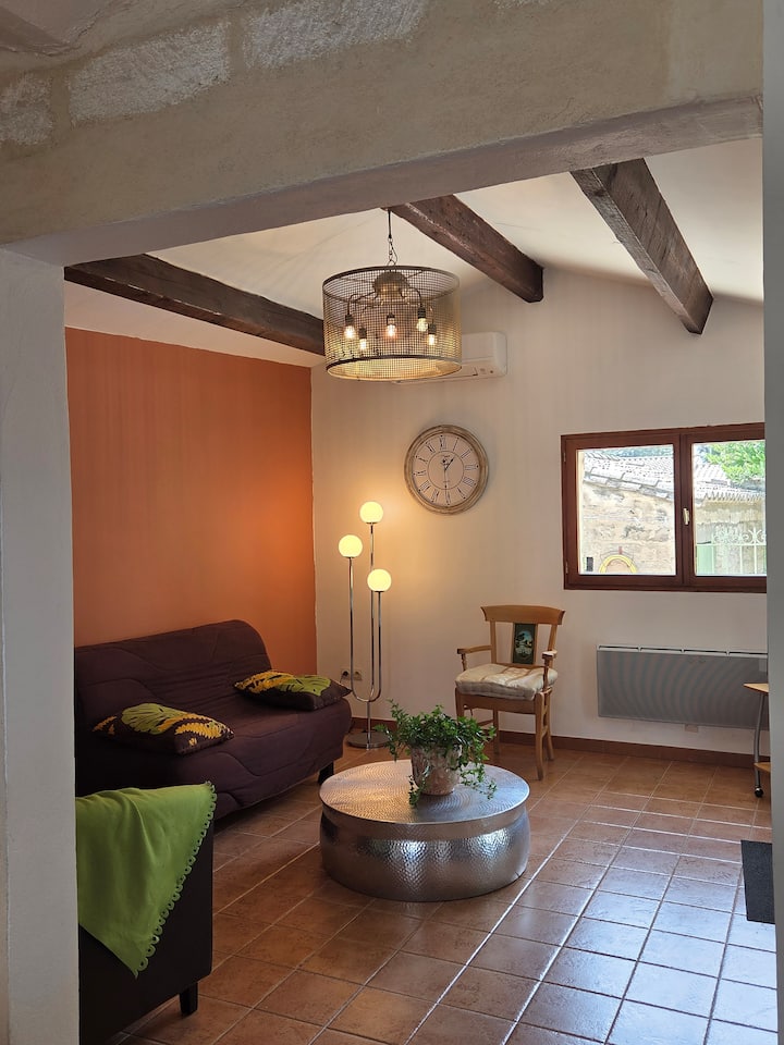 Gîte Dans Maison Ancienne - Sommières