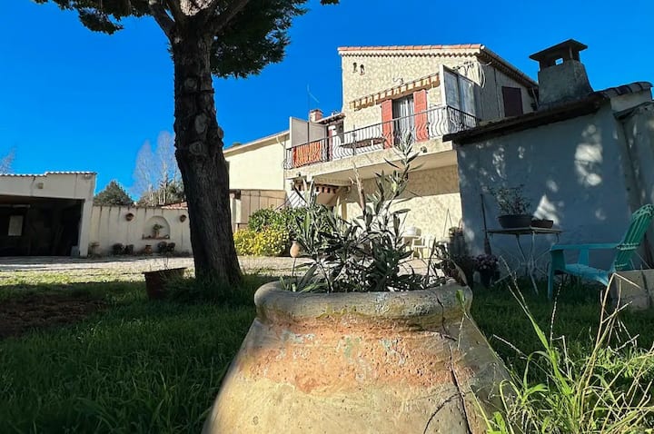 Appartement Proche Mer, Clim + Jardin + Parkings - Juan-les-Pins