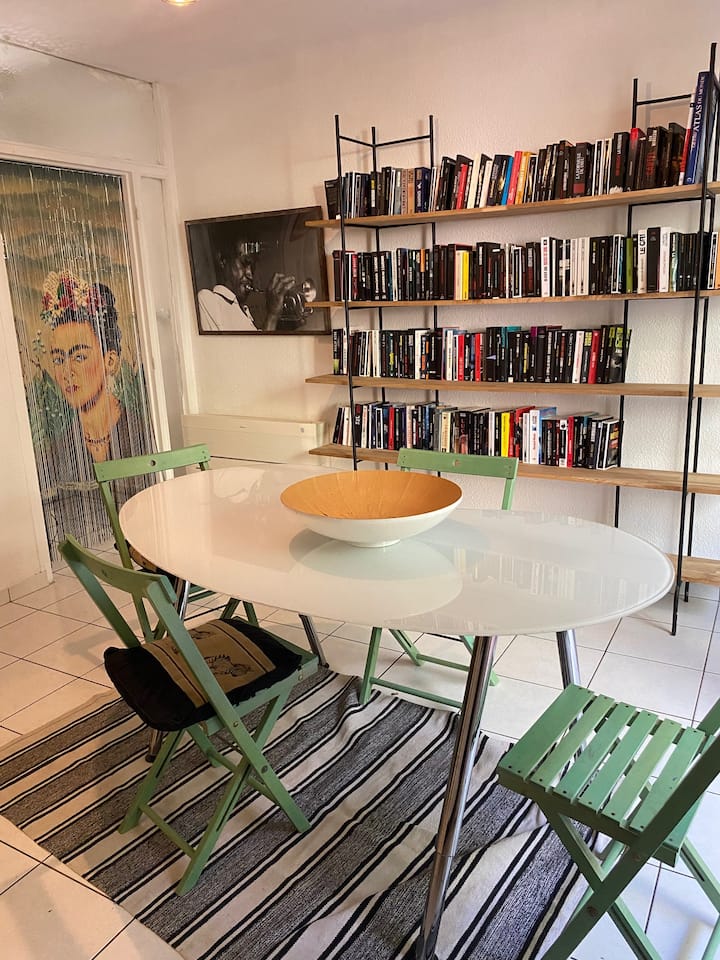 3 Pièces Et Parking  Central - Collioure