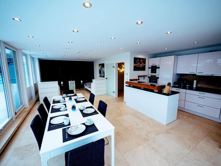 Penthouse-wohnung I Zentral I Gute Anbindung - Ahrensburg