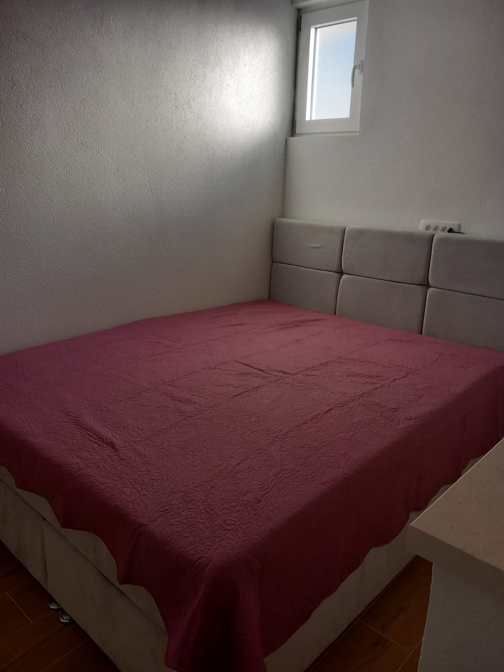 Studio Apartman S Bazenom - Brač