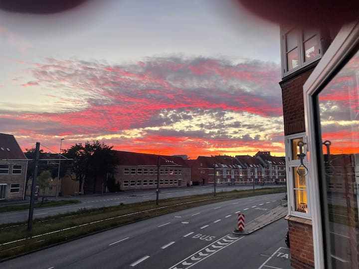 Hyggelig Lejl I Stille Ejendom - Aarhus