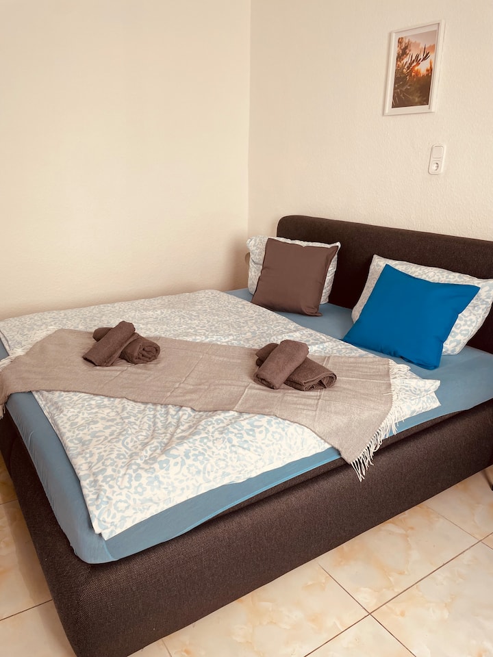 Haus Sina - Doppelzimmer 4 - Wilhelmshaven