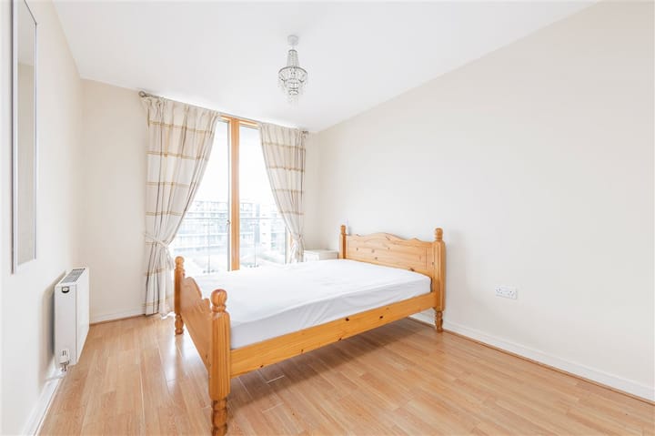 Room In Dublin - 斯沃司
