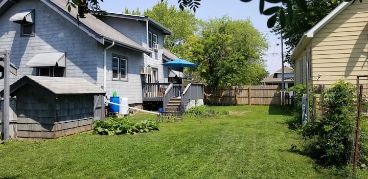 Bago's Fishing Hideaway - Oshkosh, WI