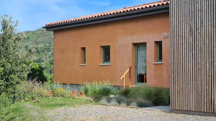 Gîte Pour 2 à 6 Personnes - Olargues