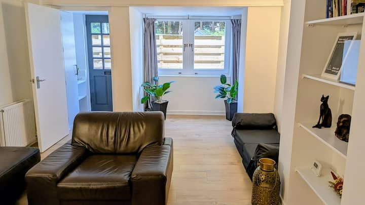 Arthurs Seat 3 Bedroom With Free Street Parking - Edinburgh, UK