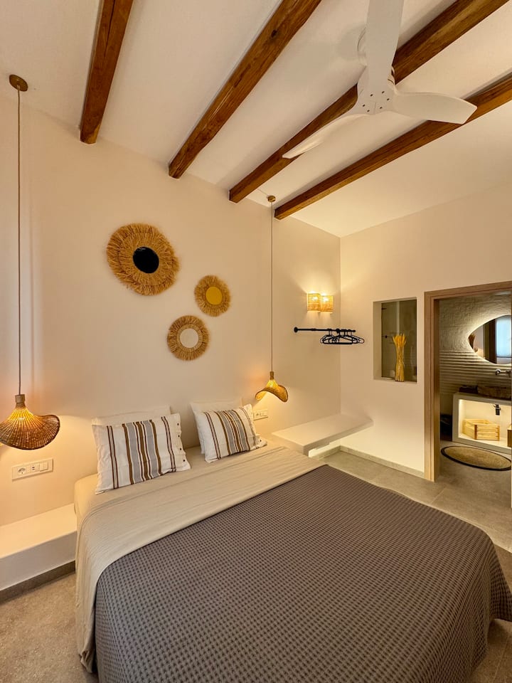 Cycladic Sand | The House - Ios