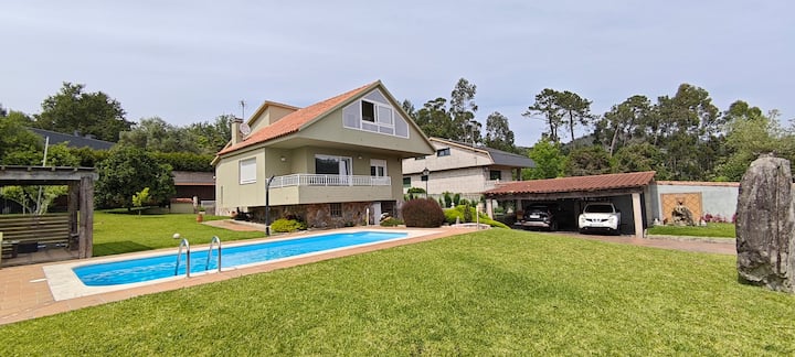 Chalet A 4 Km De Playa América - Nigrán