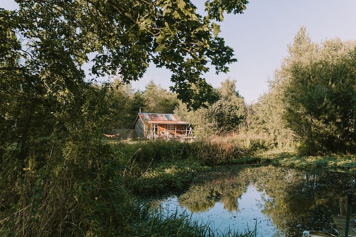 Off-grid Cabin, Norfolk I Award-winning - Norfolk