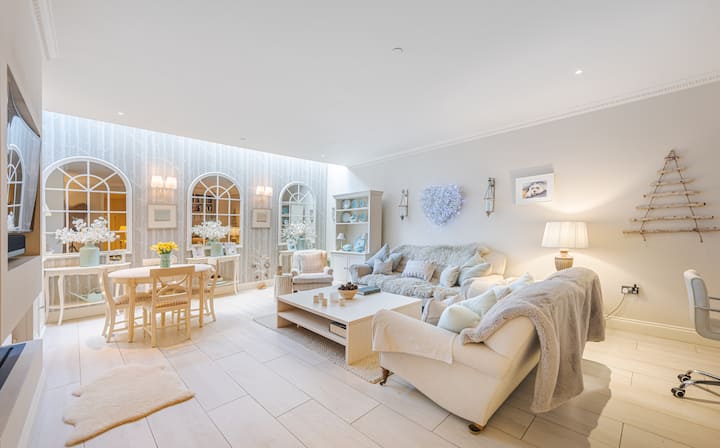 Stunning 1,000 Sq Ft Fulham Basement Flat - Fulham
