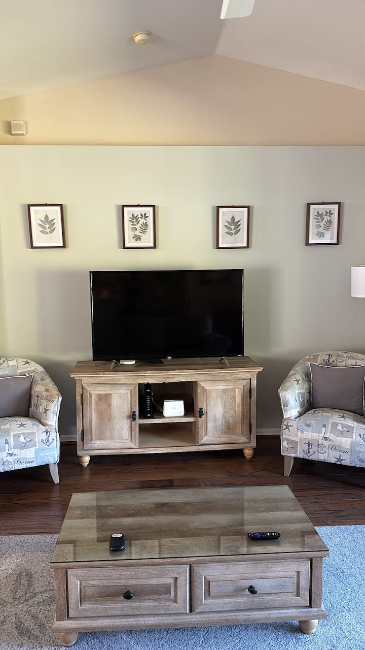 Comfort In The Cape - Cape Coral, FL