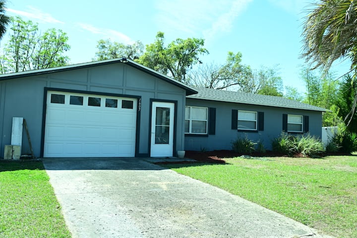 Charming House Come See! - Leesburg