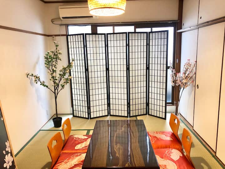 オープン記念割引中‼️大阪駅の隣十三駅から徒歩1分/和室のある宿/3階303号室 No Lift - 이케다시