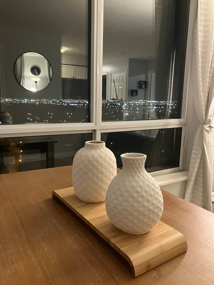 Beautiful Condo View In Toronto - Mississauga