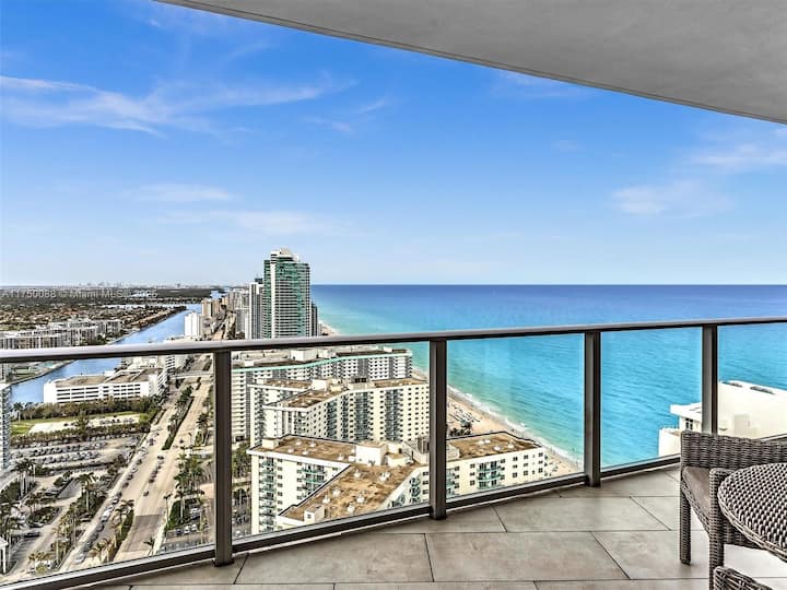 Gran Vista P 30 Lyfe Beach - Aventura, FL