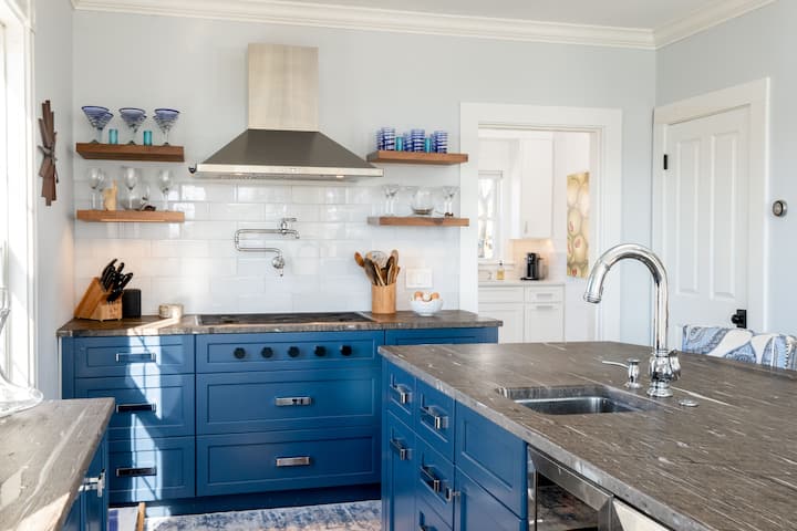 The Cottage At Topside Inn - Boothbay Harbor, ME