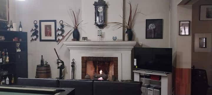 Casa Familiar Con Billar - Mendoza
