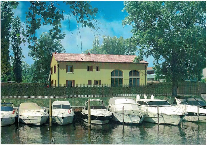 Venice Romantic Residence Iii With Free Parking - Venice