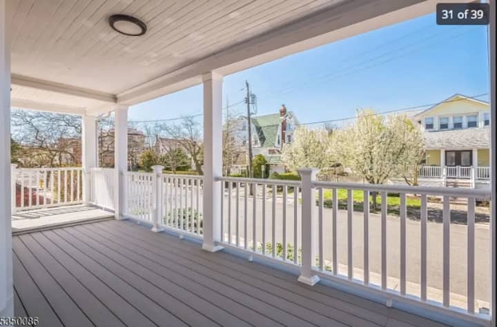 Sun Filled Spacious Beach House - Ventnor City, NJ