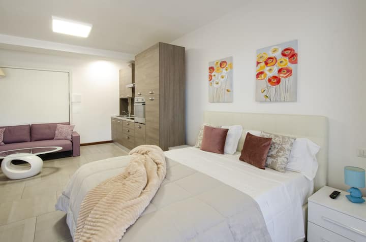 Smeralda Flats, Monolocale 4 Posti & Parking - Olbia