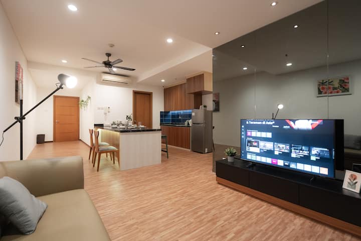 Wake Up To Sea Views(105m2) • 3br Baywalk Retreat - Jakarta