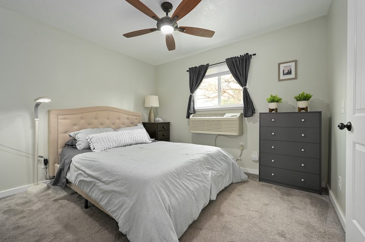 Modern Guest House 10 Min From Ski Resorts! - Sandy, UT