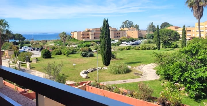 Studio Plage  Argentière: La Mer à Portée De Mains - La Londe-les-Maures