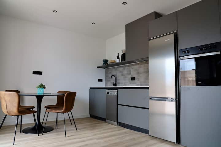 1br Center • Walk To Beach - Sitges