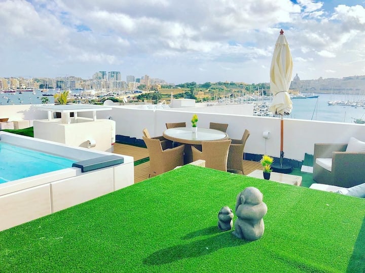 Seaview Penthouse+infinity Pool - Malta