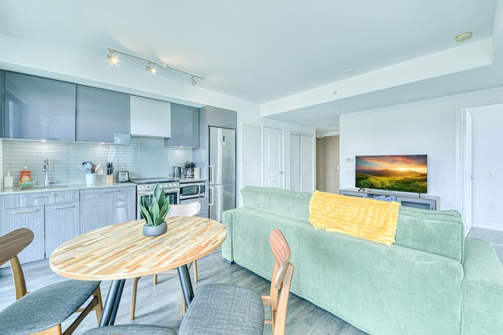 Stylish 3br Condo | Steps To Eaton Centre - Toronto