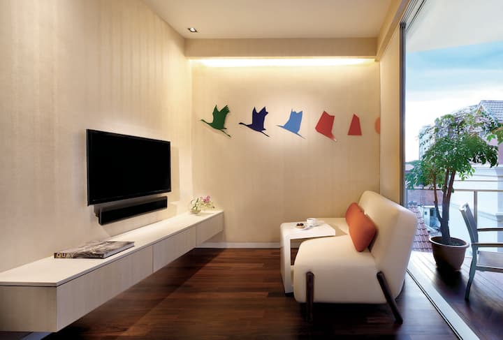 Liv Premier 1-bedroom - Newton