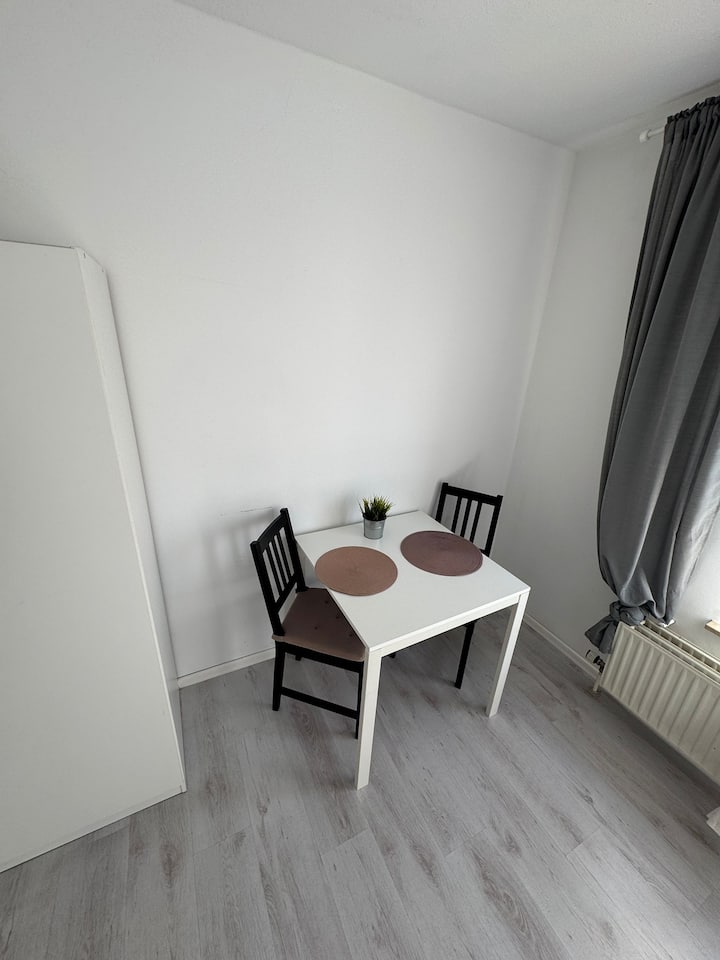 Smartes Studio In Ka-neureut Mit Sonnigem Balkon - Karlsruhe
