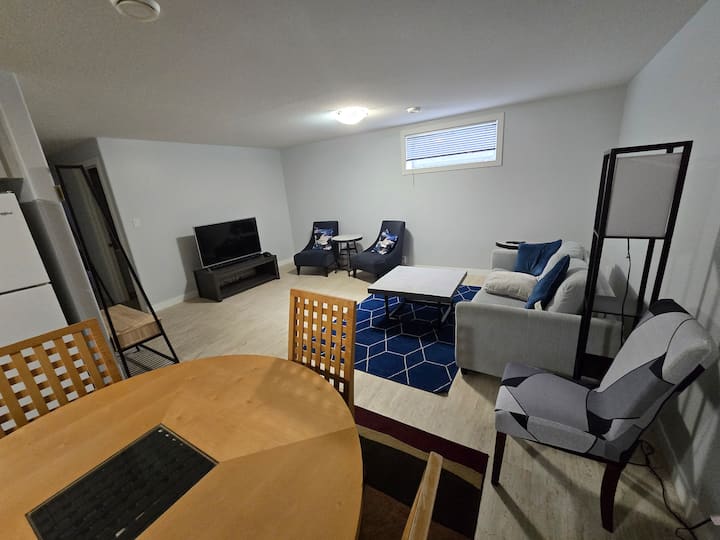 Clean Quiet And Cozy Basement Suite - Regina