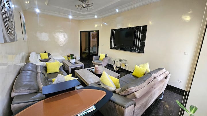 Appartement Confortable De 4 Chb - Dakar