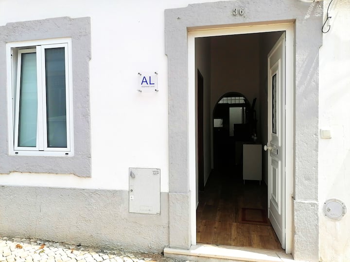 Typical House In Faro Center - Faro