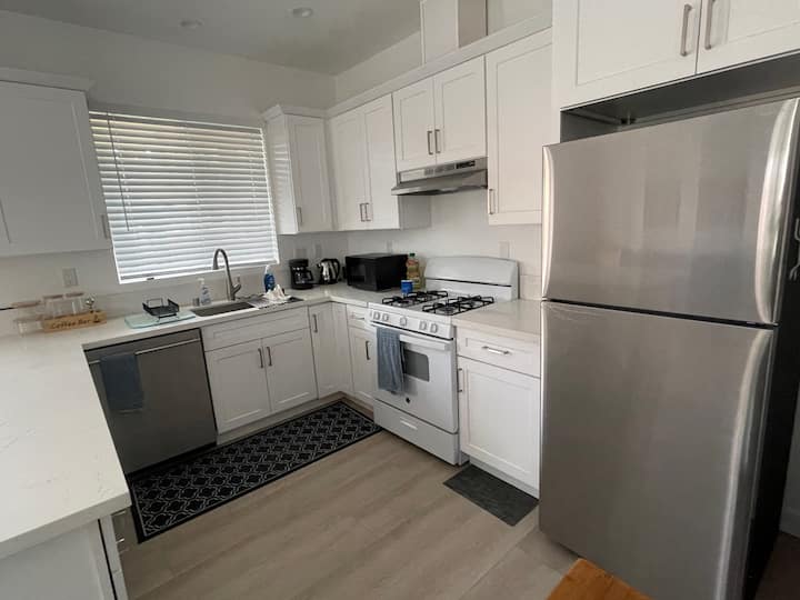 Cozy Small Guest House In Temple City - Arcadia, CA