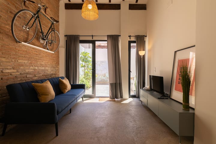 Zenflat 2| Fast Wifi |Pet F. |Terr&ext. Shower|ac - Silla