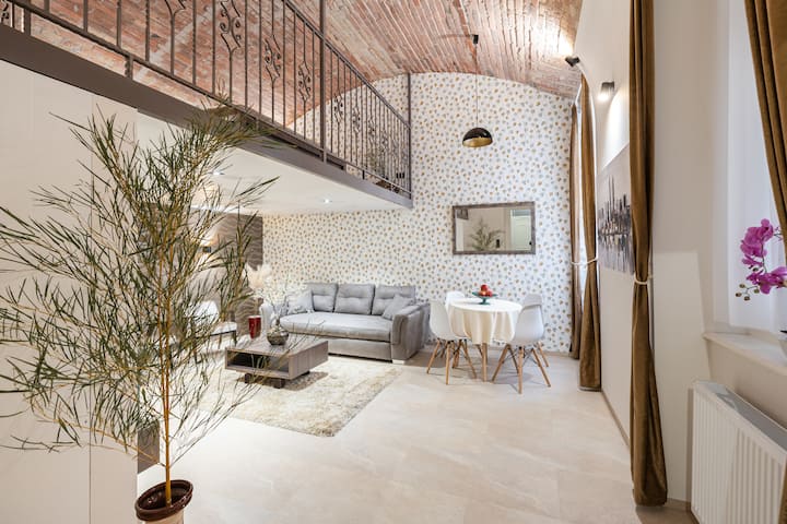 Red Robin Apartment - Budapest