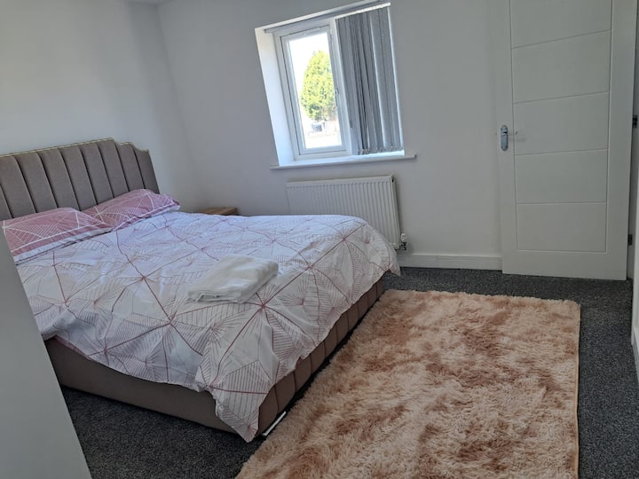 Brand New 3-bed House In Burnley - Burnley