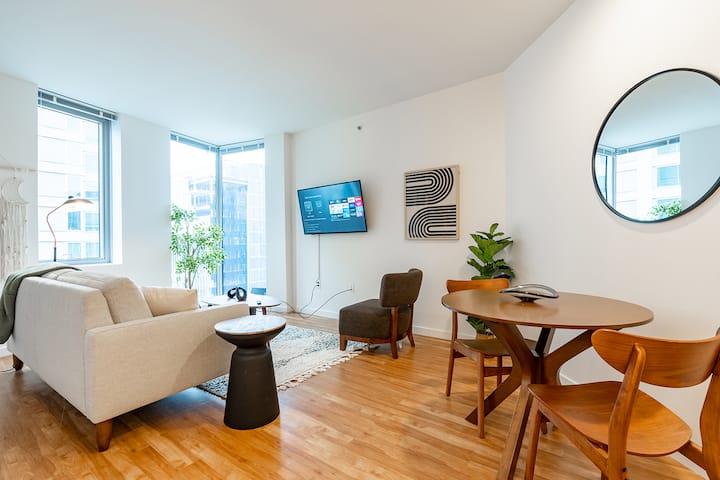 *Sophari 1br Experience:modern - Redmond