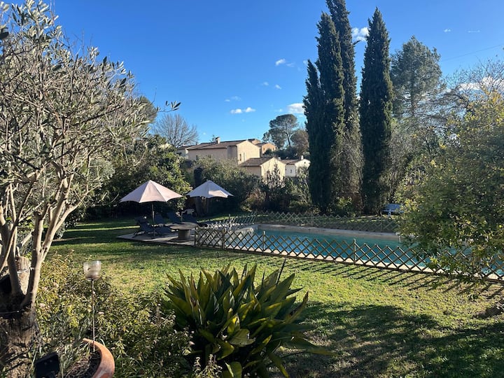 Maison Détente à Mougins, Ambiance Chill & Piscine - Cannes