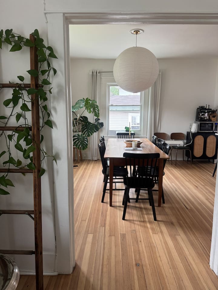 Uptown Kingston Gem! - Rhinebeck, NY
